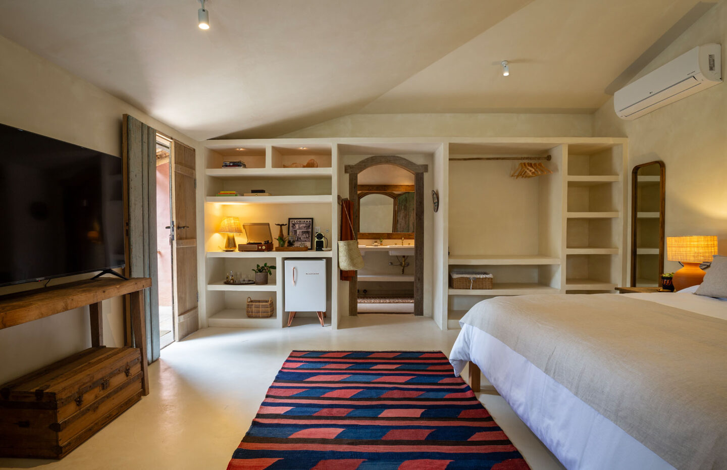 OS QUARTOS Na Praça Hotel